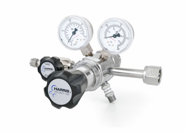 Model HP 722C-125-540-BE Ultra-High Purity Regulator