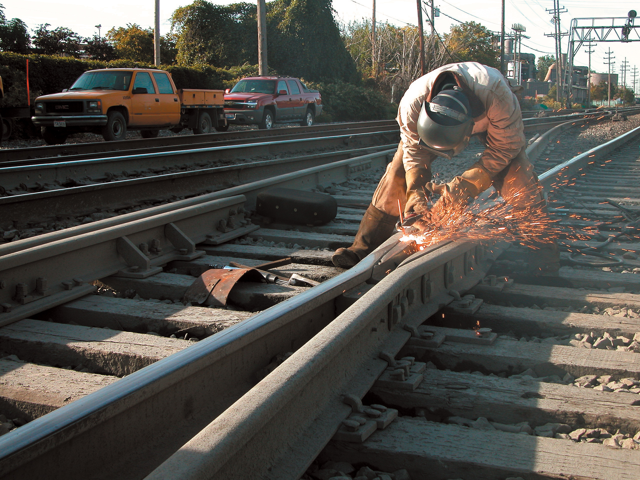 VANTAGE® Engine Driven Welder / Generator - Lincoln Electric Middle ...